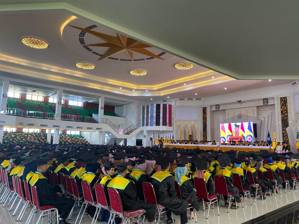 Ini Daftar Wisudawan Terbaik UHO Kendari | DATASULTRA.COM
