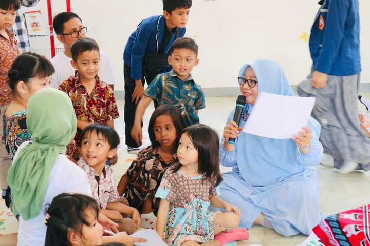 Reffiani Dwiatmo Rasman: Biasakan Anak Sering Membaca | DATASULTRA.COM