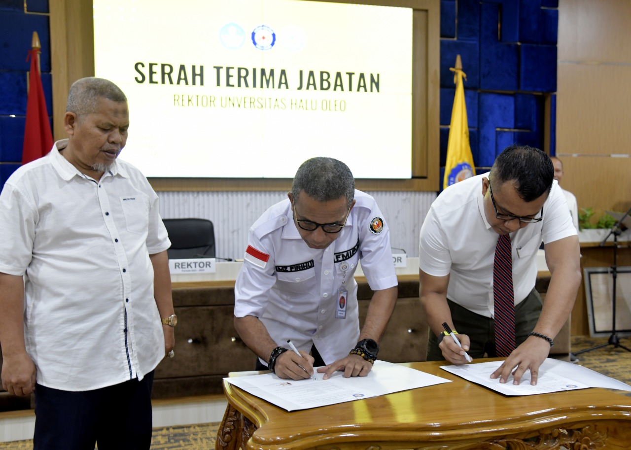 Sertijab Rektor UHO: Prof. Armid Usung Misi Percepatan Globalisasi ...